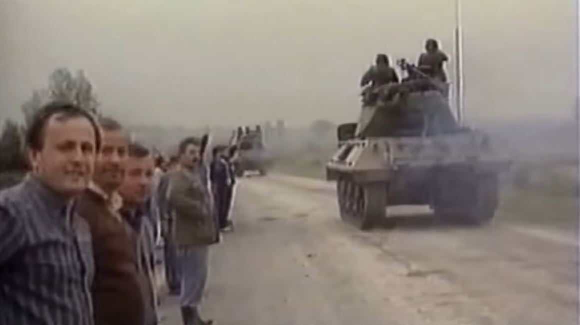 (VIDEO) POGLEDAJTE DOLAZAK SRPSKIH “DOBROVOLJACA” U VUKOVAR…ZA SRPSTVO ...